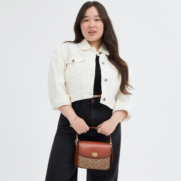 Bolsa Cassie Crossbody 19 Signature Coach Marrom - coach